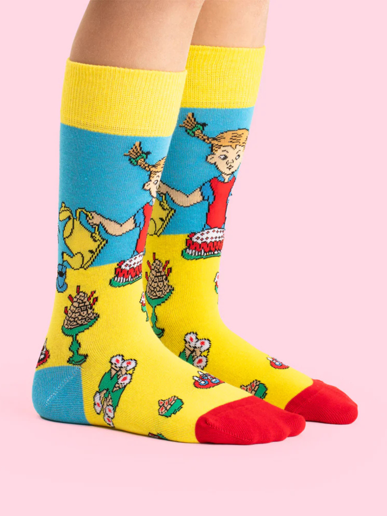 Buy Pippi Longstocking Birthday socks - Yellow/blue - Astrid Lindgren